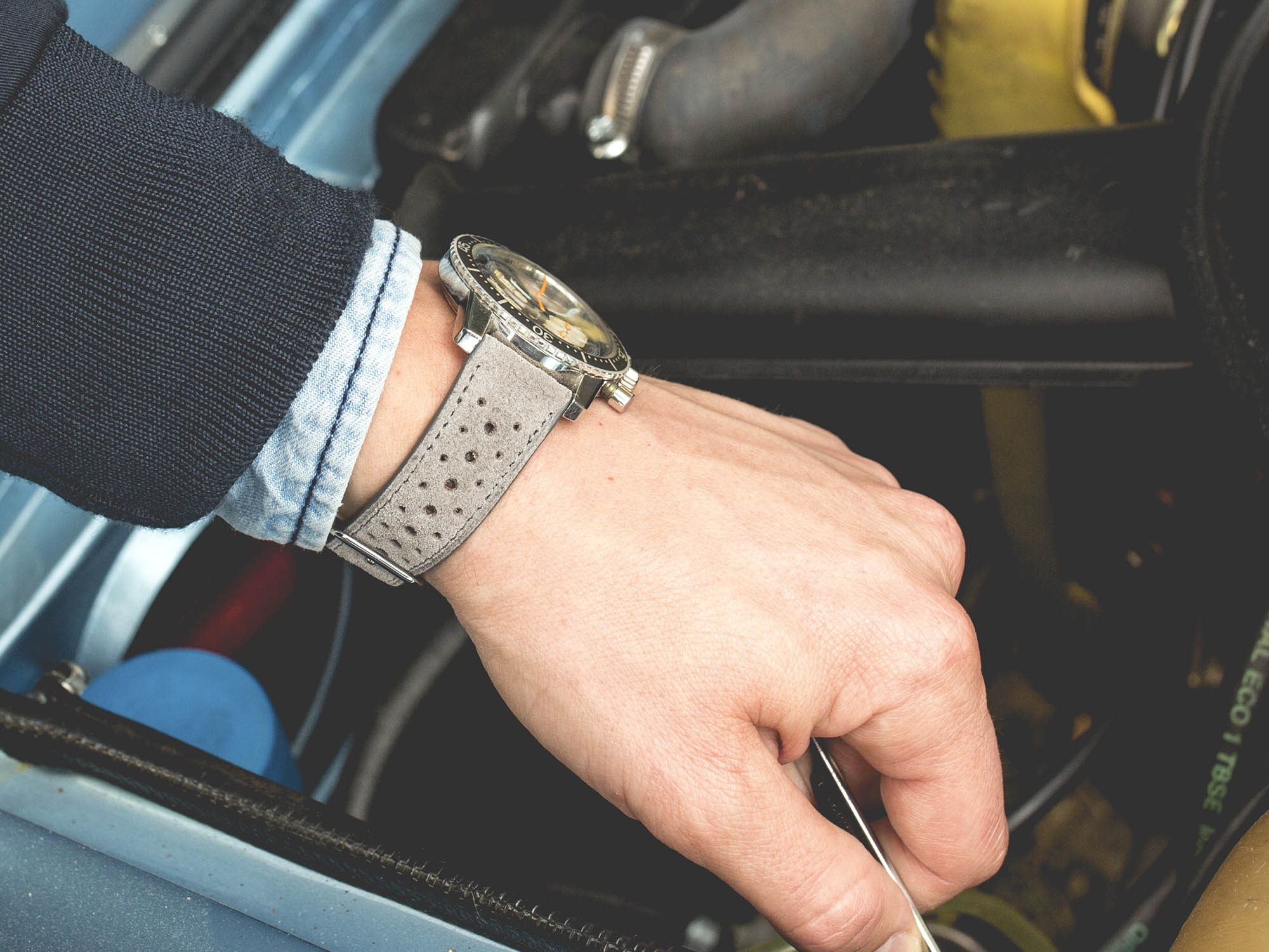 Rallye Watch Strap - Grey cowhide suede leather