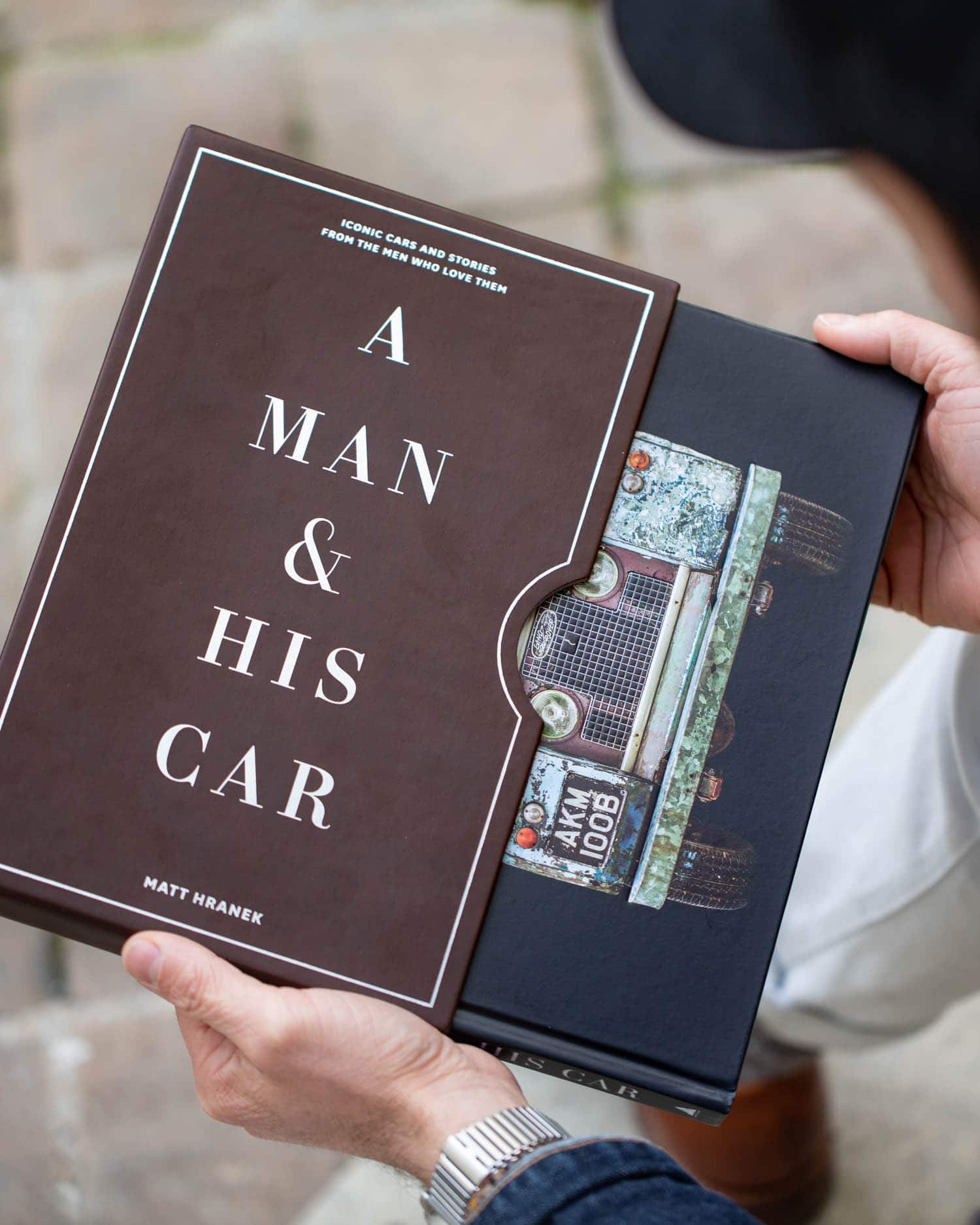 A MAN & HIS CAR - MATT HRANEK ÉD. SIGNÉE & PATCH WM BROWN