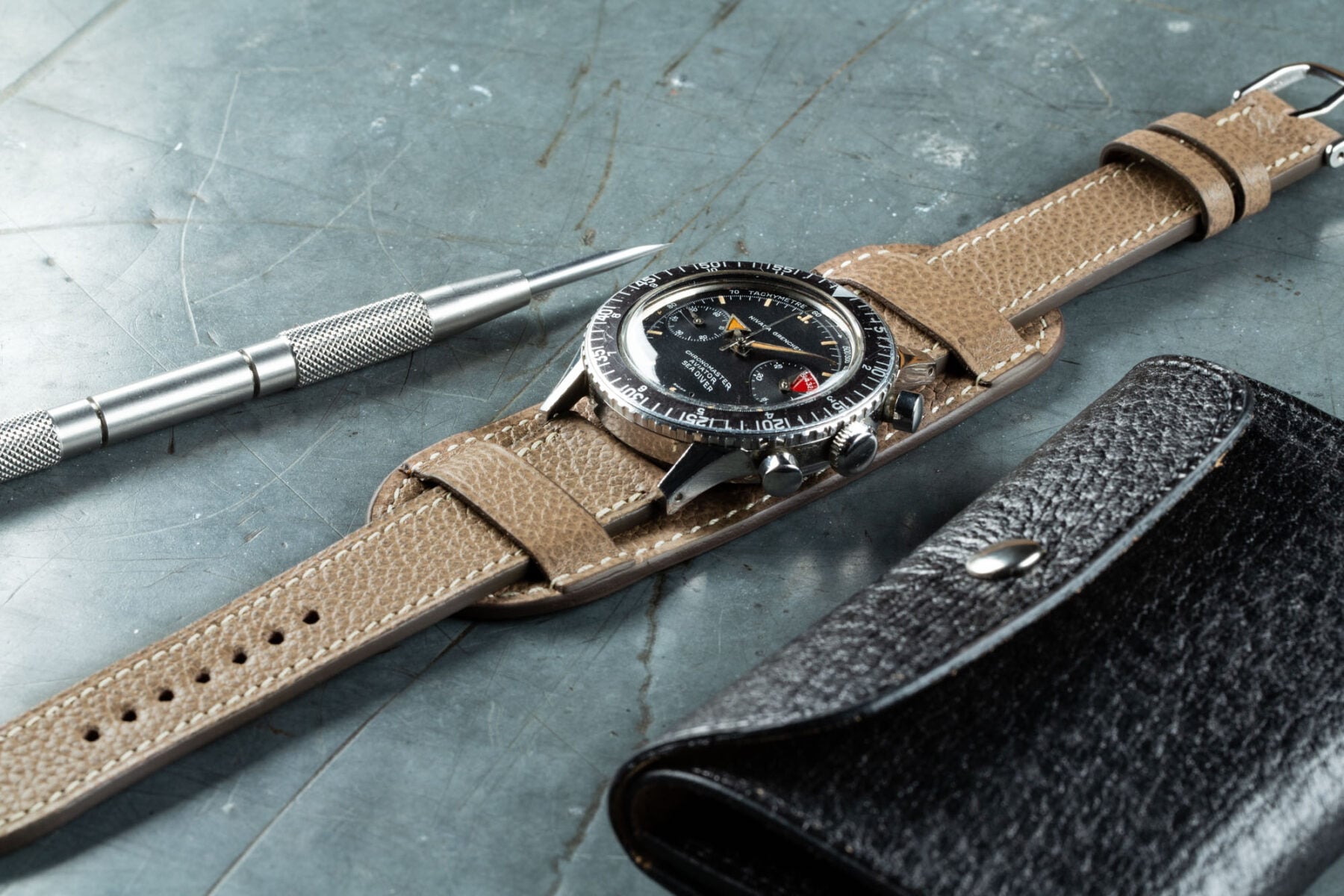 Bund Watch Strap - Taupe grained cowhide leather - Handmade in France